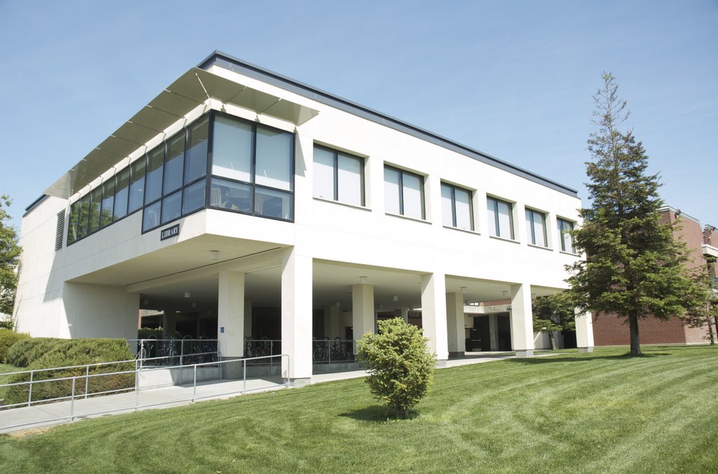 DVC Library 個室の使い方 | アメリカ留学のすゝめ